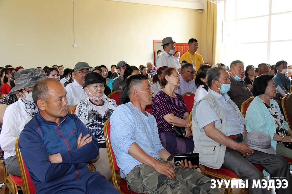 Сонгинохайрхан дүүргээс сонгогдсон гишүүд иргэдтэй уулзлаа